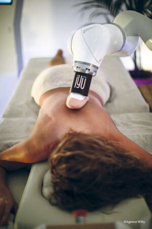 On a testé iYU®, le premier robot de massage autonome au monde - Sense ...